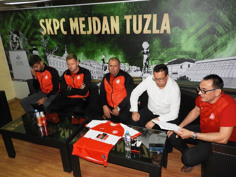Azmir Husić novi generalni sponzor: Tuzlanski futsal premijerligaš ...