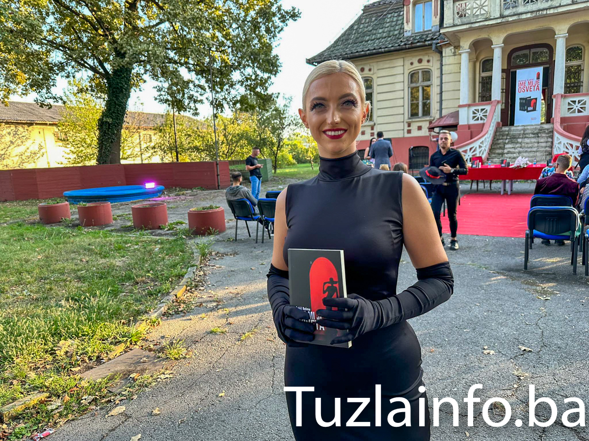 FOTO / "Ime mi je osveta": U Lukavcu promovisana knjiga Belme Sakić ...