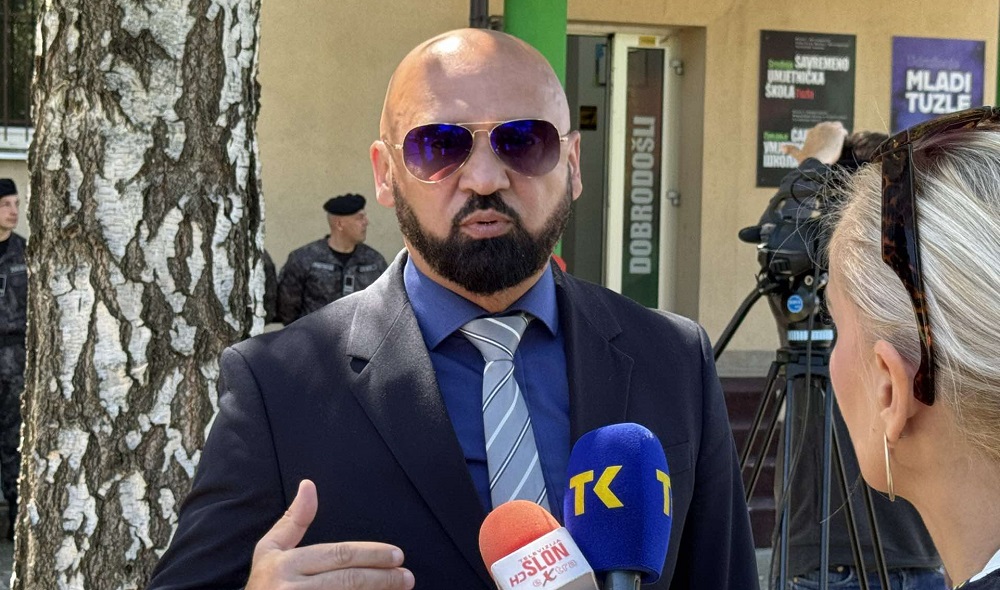 Ramo Isak odgovorio Dodiku i ruskom ambasadoru: Agresori ne mogu ...