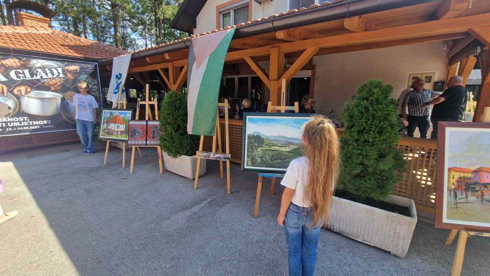 FOTO / Otvorena 17. Likovna kolonija „Vršani 2025“ - TuzlaInfo.ba